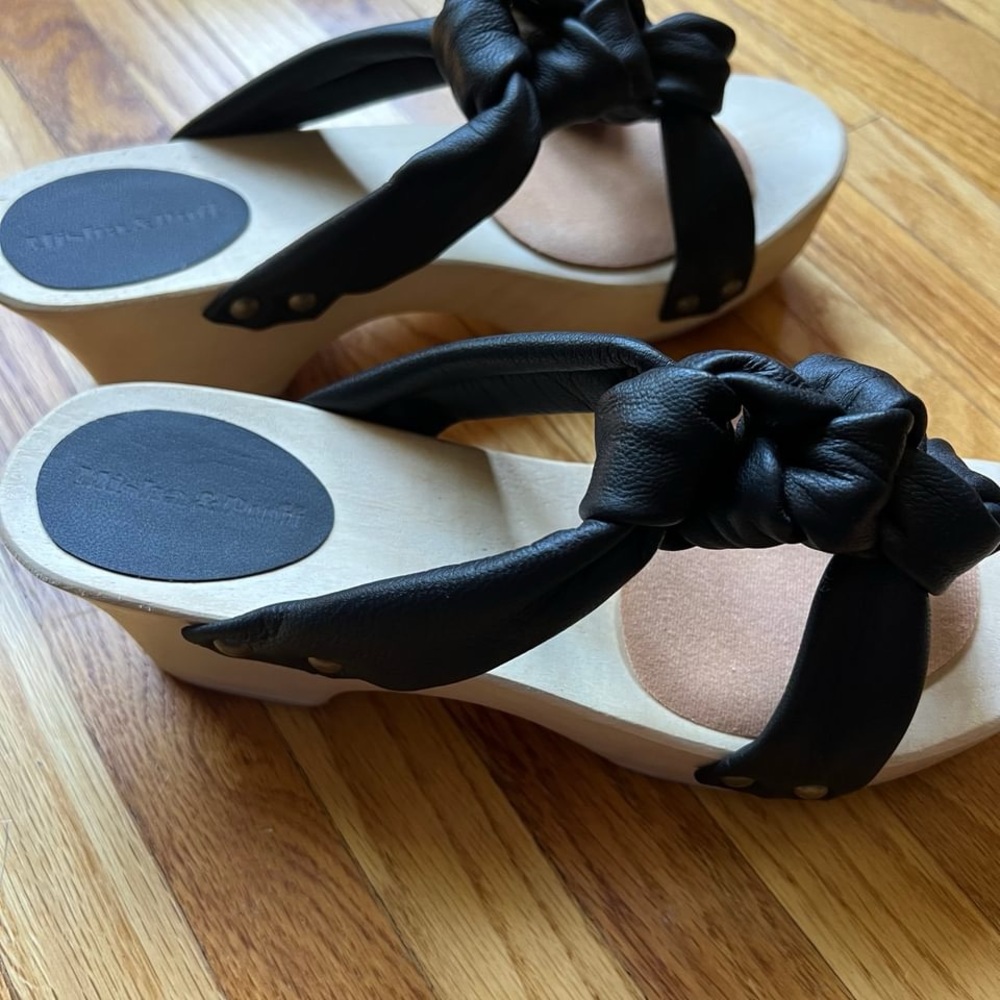 Misha And Puff Black Sandals With Bow Detail - Gem